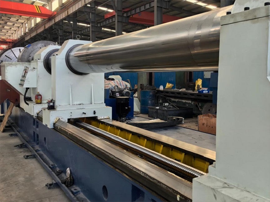 Highly Specialized Deep Hole Machine For Cylindrical Deep Gap ...